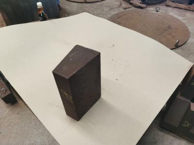 Cina Mattoni refrattari della magnesia di base di fabbricazione dell'acciaio CES una fornace da 1800 gradi in vendita