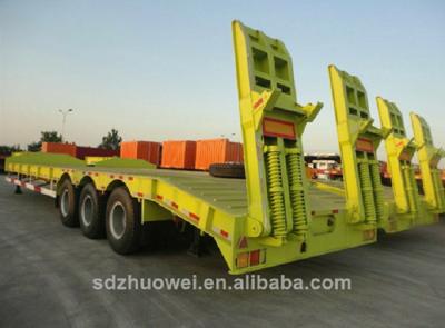 China WABCO Valve And Mechanical Suspension 13M Steel Material Low Bet Trailer With Green Paint for sale