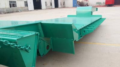 China 3 Axle 40 FT 45 FT Container Chassis Flatbed Lowbed Semi Trailer , 60000kg Loading Weight for sale