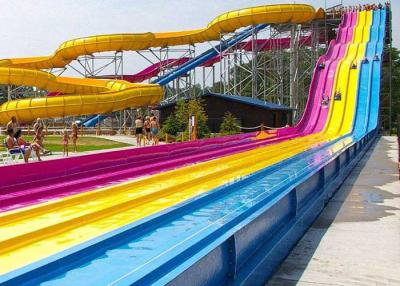 Cina Attrezzatura all'aperto del gioco dei multi di colore acquascivoli commerciali della vetroresina in vendita