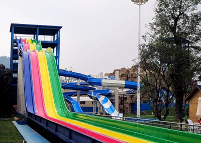 Cina Multi scorrevole di rafting delle montagne russe di protezione dell'ambiente dello scorrevole del parco dell'acqua di colore in vendita