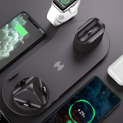 Cina Rotateble 5W Airpods che mette in bacino 3 in 1 caricatore senza fili di QI in vendita