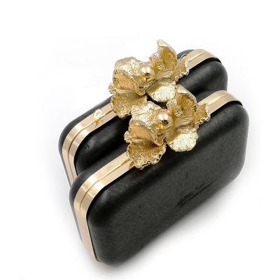 Cina Struttura unica del ferro della struttura della frizione del contenitore di oro della luce di Nob del fiore in vendita