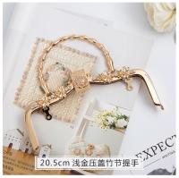 China 220g Bamboo Handle Purse Clutch Frame 20.5x7.6cm Gold Dragonfly Pattern for Evening Bag for sale