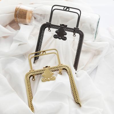 Cina Signora d'ottone Wallet Frame della struttura della borsa del doppio oggetto d'antiquariato della maniglia in vendita