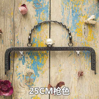Cina La frizione d'ottone antica della borsa di DIY incornicia con la maniglia di bambù in vendita
