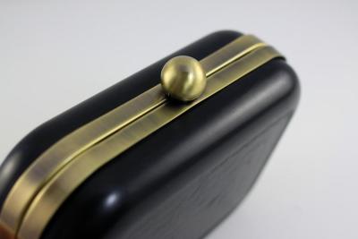 Cina Signora d'ottone Handbag Frames della singola chiusura della palla 16.5*9*5cm in vendita