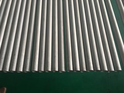 Cina Tubi senza saldatura di ASTM B444 Gr.2 INCONEL 625 applicazione 100% UT & ET & GH dello scambiatore di calore di 25,4 x di 2,11 x di 6096MM in vendita
