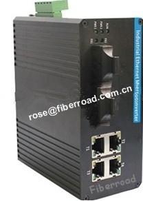 Cina Duplex industriale del convertitore F/H di media della fibra di gigabit, 4 RJ45 - un porto di 2 fibre in vendita