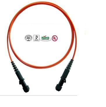 中国 MTRJ の中心多モード繊維の通信システムのための光学パッチ・コード 販売のため