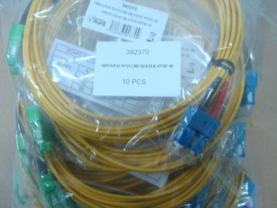 中国 SC/APC のコネクターの繊維光学パッチ ケーブル、SM の二重 3.0mm LSZH ケーブル 販売のため