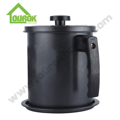 China Chinese hot selling 1.3L WROUGHT IRON EASY CLEAN GREASE FILTER/grease container/grease strainer/bacon grease container for sale