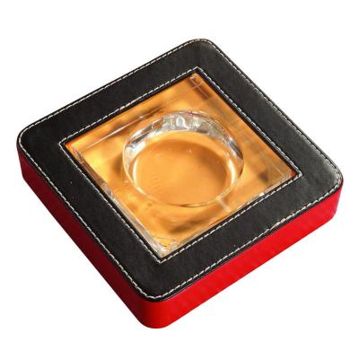 China Cheap Glass Square Cigarette Ashtrays with Durable PU Leather Outer Box Holder for sale
