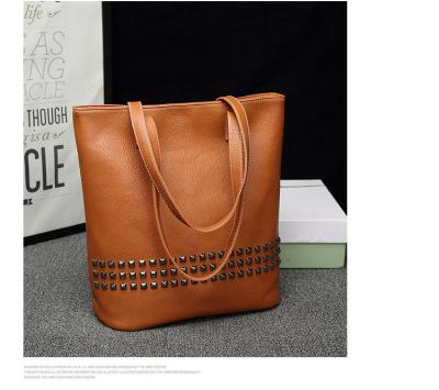 China Rivets Shoulder Bags Fashion Handbags for Women  PU Leather Daily Shopping Bag for sale