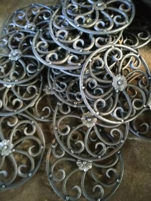China Wrought Iron Elements/ Ornaments/parts  for balusters and gates decorative -- Cast iron grapes leaves for sale