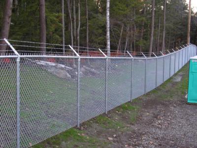 China PVC Coated Chain link fence (diamond fence)/ galvanized chain link fence used in playground for sale