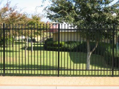 China Wrought iron fence/ Ornamental steel fence/ steel fence for home and garden decoration Europe style for sale