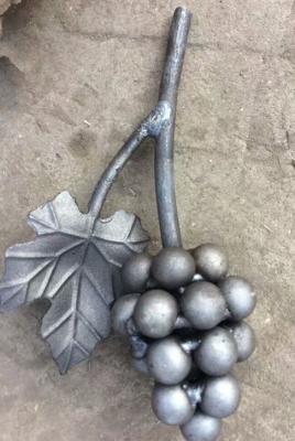 China Wrought Iron Elements/ Ornaments/parts  for balusters and gates decorative -- Cast iron grapes leaves for sale