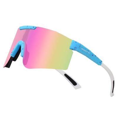 Cina Luce solare di riciclaggio degli occhiali da sole UV400 della bici unisex della strada di KOOTU anti in vendita