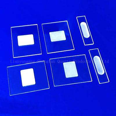 中国 オーダーメイド Cnc オプティカルスロットクォーツガラスパネル 窓パネル 販売のため