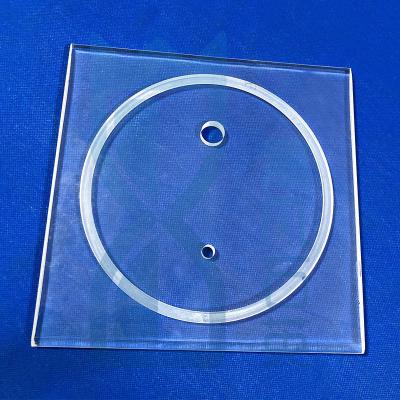 중국 고 정밀성 융합 쿼츠 뚫린 쿼츠 유리판의 CNC 가공 판매용
