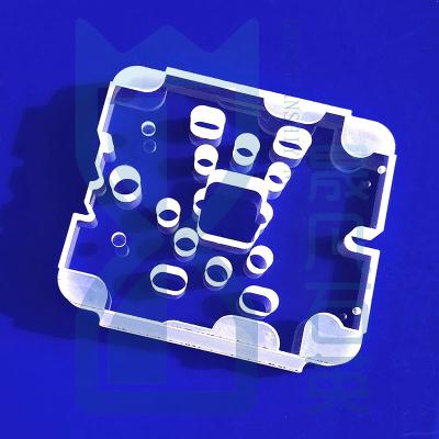 중국 사용자 지정 고온 부식 저항성 쿼츠 투명 불투명한 펀칭 단계 판매용