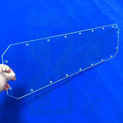中国 高光伝達性 工場 オーダーメイド レーザー 孔付き クォーツ ガラス シート 溶融 クォーツ 販売のため