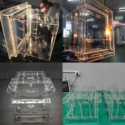 China High Temperature 1100℃ Quartz Glass Container with Acid Tolerance 30 Times Than Ceramics and Customizable Size for sale