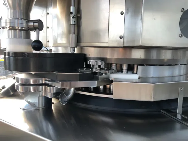 Automatic Lubrication Hig Speed Tablet Press Muti Taps Tooling Press