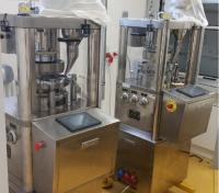 China Laboratories Intelligent Rotary Tablet Press Pill Compression Machine for sale