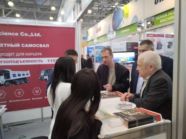 Cost Effective Clean Energy Underground Mining Equipment SL02 Battery Low Profile Mining Loader