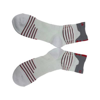 Breathable Quick Dry Beauty Socks for Men Custom Logo Regular Style Athletic Grip Socks