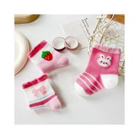 China Standard Thickness Soft Comfortable Cute Print Anti Slip Kids Basic Socks with Printing for sale