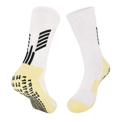 China Kniehoog 39-46 Mensen Solid Pattern Athletic Crew sokken voor basketbal en fietsen Te koop