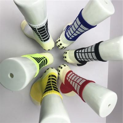 China Zweet Wicking Variëteit Stijlen Schoonheid sokken Designer Sport sokken Voor mannen Winterseizoen Te koop