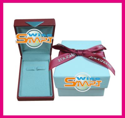 Cina Contenitori d'imballaggio di regalo di carta del cartone per gioielli, collana, pendente, braccialetto PB2012316 in vendita