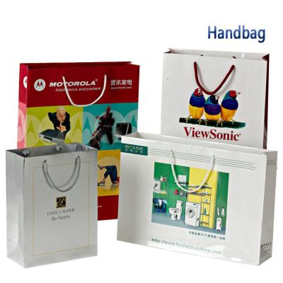 Cina La lucentezza/laminazione opaca, timbratura calda, regalo di carta d'imballaggio impresso di stampa rivestita insacca con le maniglie in vendita