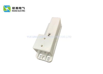 China Waterproof Pole Mounted Junction Box With White Cover 1 Fuse 2 Fuse for sale