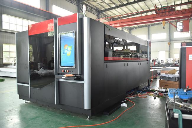 Auto Focus 2000w Raycus Lasercutter Laser Cutting Machine Price