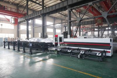 China 12m Automatic Material Loading Laser Cutting Machine 3000w Laser Pipe Cutting Machine à venda
