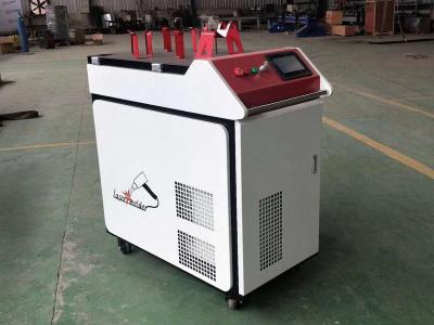 Cina Pioneer Cheap 1000w Handheld Laser Welding Machine Price For Sale in vendita