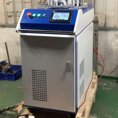 China 1000w Laser Welder Handheld Fiber Laser Welding Machine Price à venda