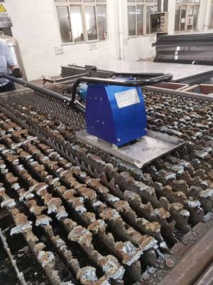 Cina Blue Pioneer Laser Cutting Slag Cleaning Machine Electric 30kg Weight in vendita