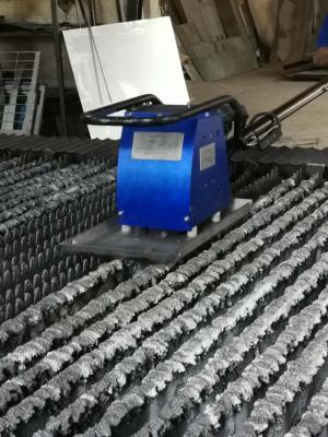 Cina Blue Pioneer Laser Cutting Slag Cleaning Machine Electric 30kg Weight in vendita