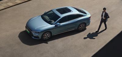 Cina Performance benchmark ibrido 2023 BYD Han DMI200KM sedana elettrica di punta in vendita