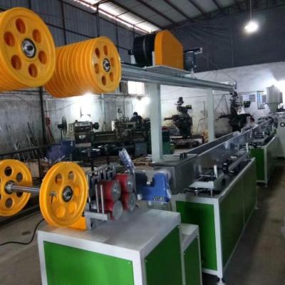 Cina Plastic filament extrusion machine ABS 3D printer filament extruder /abs filament extruder for 3d printing in vendita