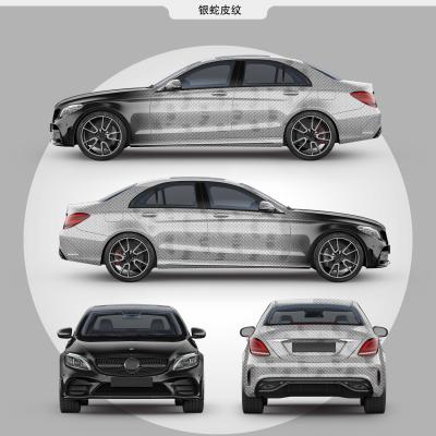 Cina L'ente automatico del grano d'argento del serpente avvolge il rotolo materiale e polimerico del PVC 80micron dell'involucro del vinile dell'automobile in vendita