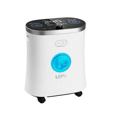 Cina LF05A Medical Portable Oxygen Generator 5L Home Use in vendita