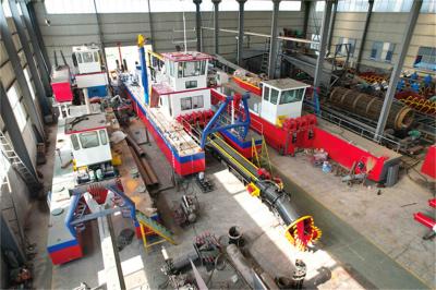 China 900 Cbm/H Hydraulic 26 Inch Cutter Suction Dredger For Sand Dredging Or Mud Dredger for sale