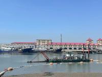 China 100cbm Model Customizable Small Sand Dredging Ship For Mud Dredging Boat for sale